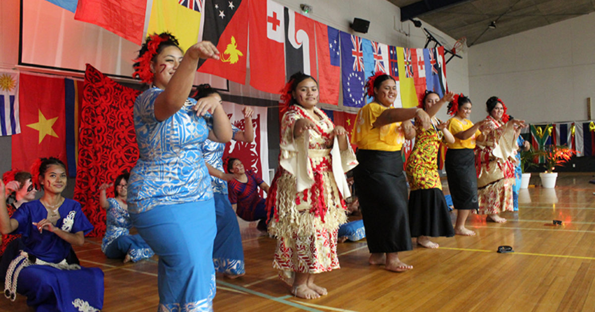 Māori and Pasifika cultures celebrated at Fiafia Night 2022 - Macleans ...
