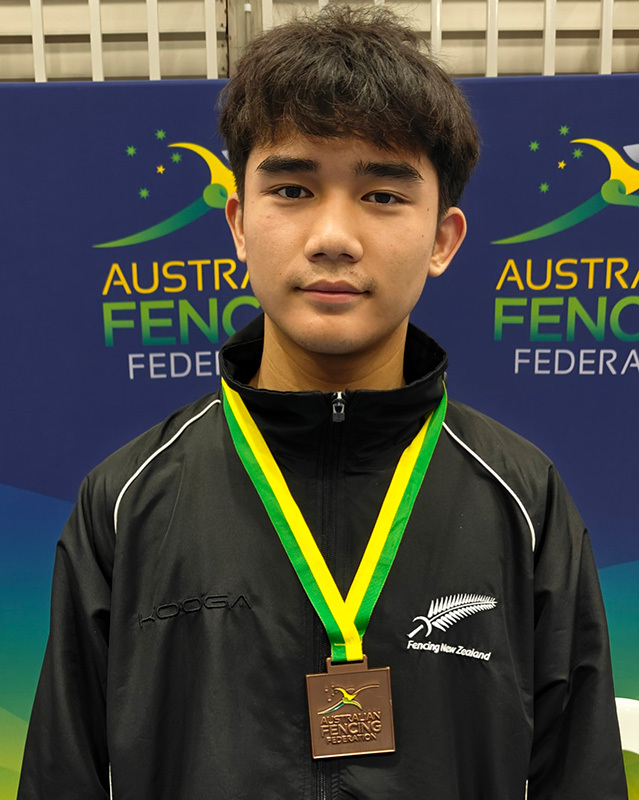 Macleans College celebrates fencing success at home and abroad ...